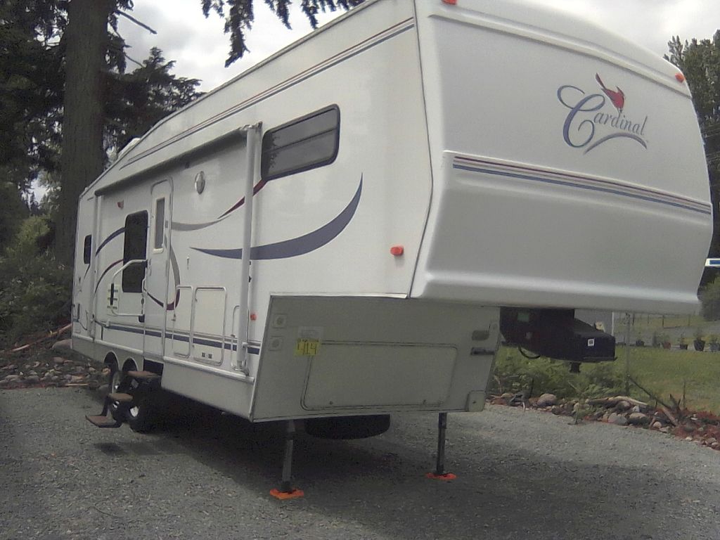 Internet Auction | WNC102079 2000 Cardinal 28RK